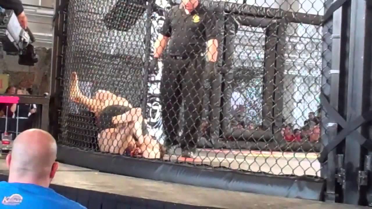 Titan 25 - Dusty Spaulding vs Brad Robison - YouTube