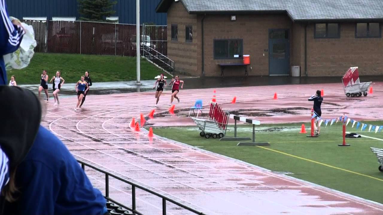 Western WA University track meet March 2012 - Women's 200 meters - YouTube