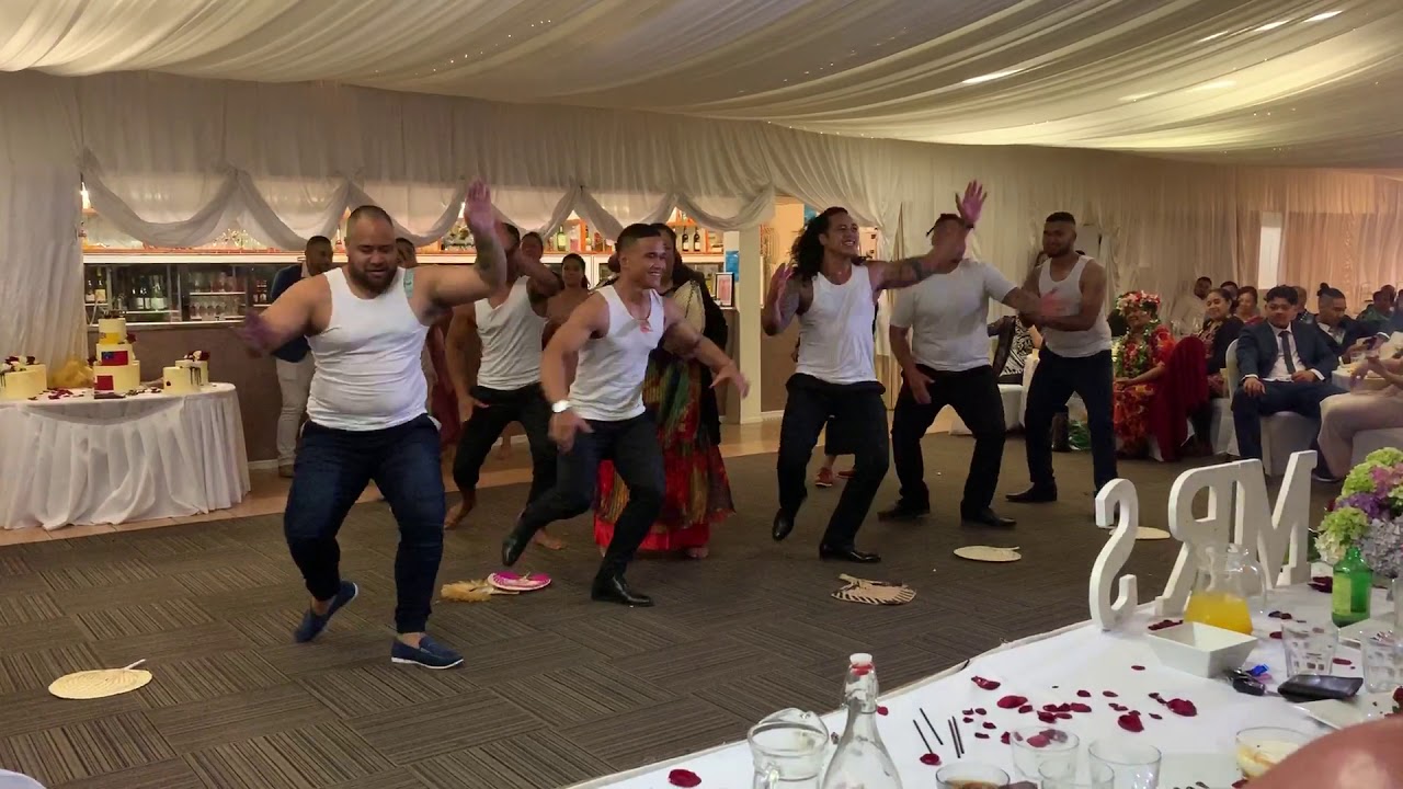 Wedding Mako dance - YouTube