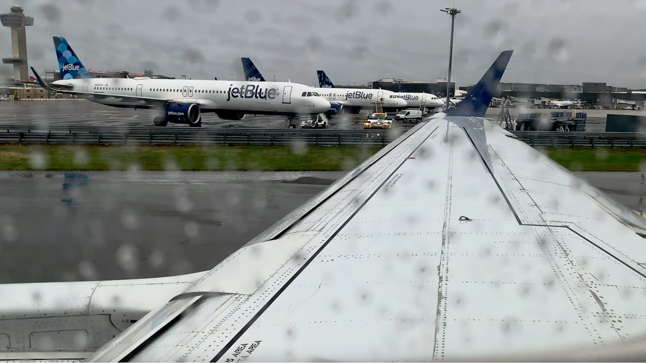 Rainy Takeoff During Hurricane Ian Remnants – New York JFK – JetBlue ...
