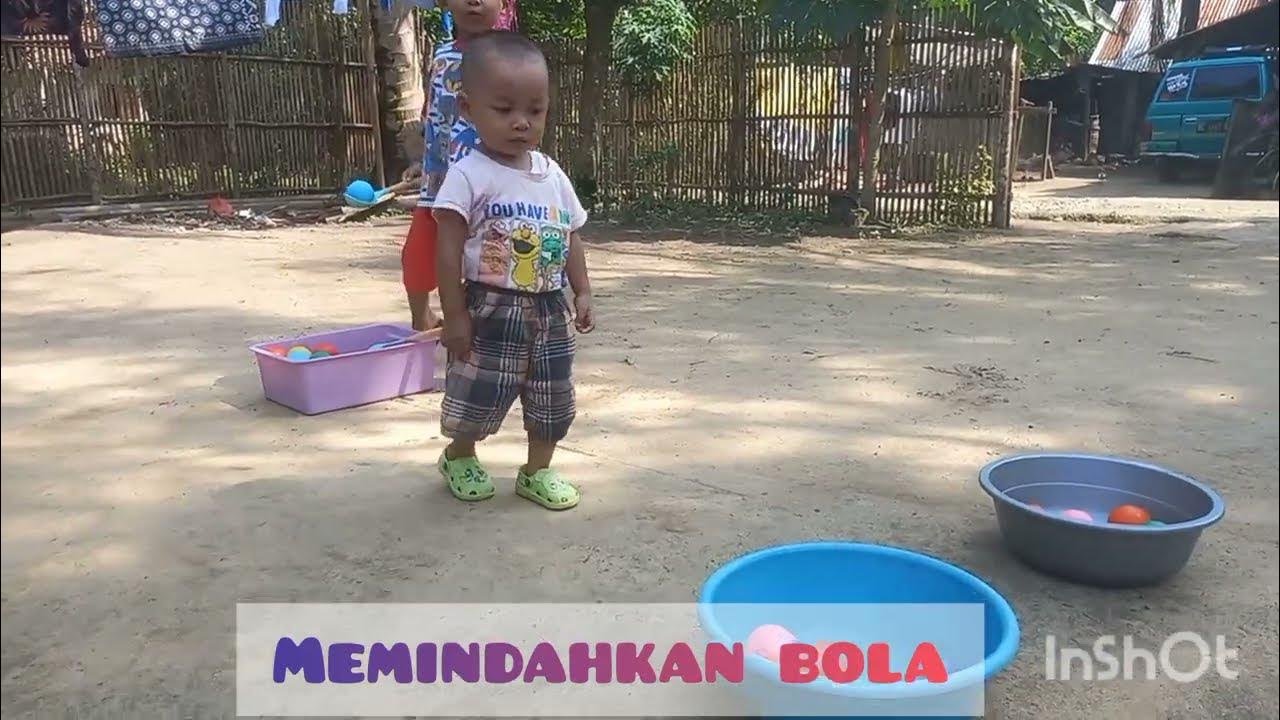 Memindahkan bola dengan centong sayur. - YouTube