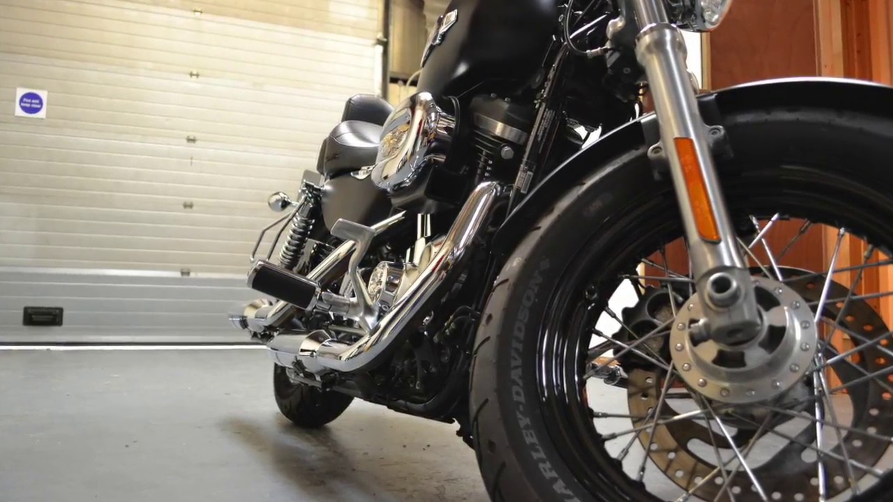 HARLEY DAVIDSON Ceramic Coating Self Cleaning Bike - YouTube