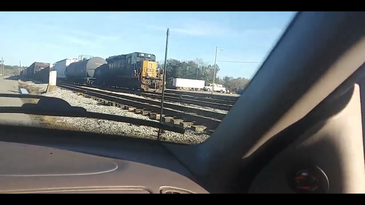 CSX 4226 SD40-3 Spongebob Cab in Flomaton AL - YouTube