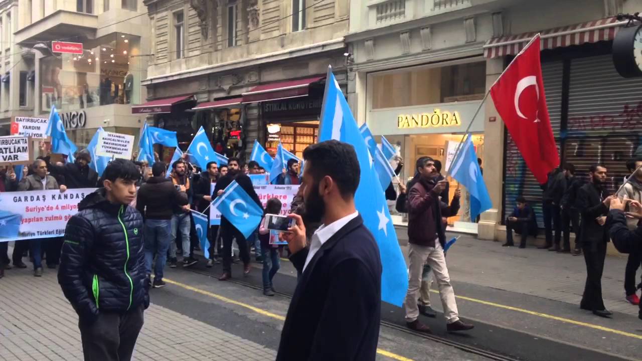Istanbul demonstrations near Russian embassy 29.11.15 - YouTube