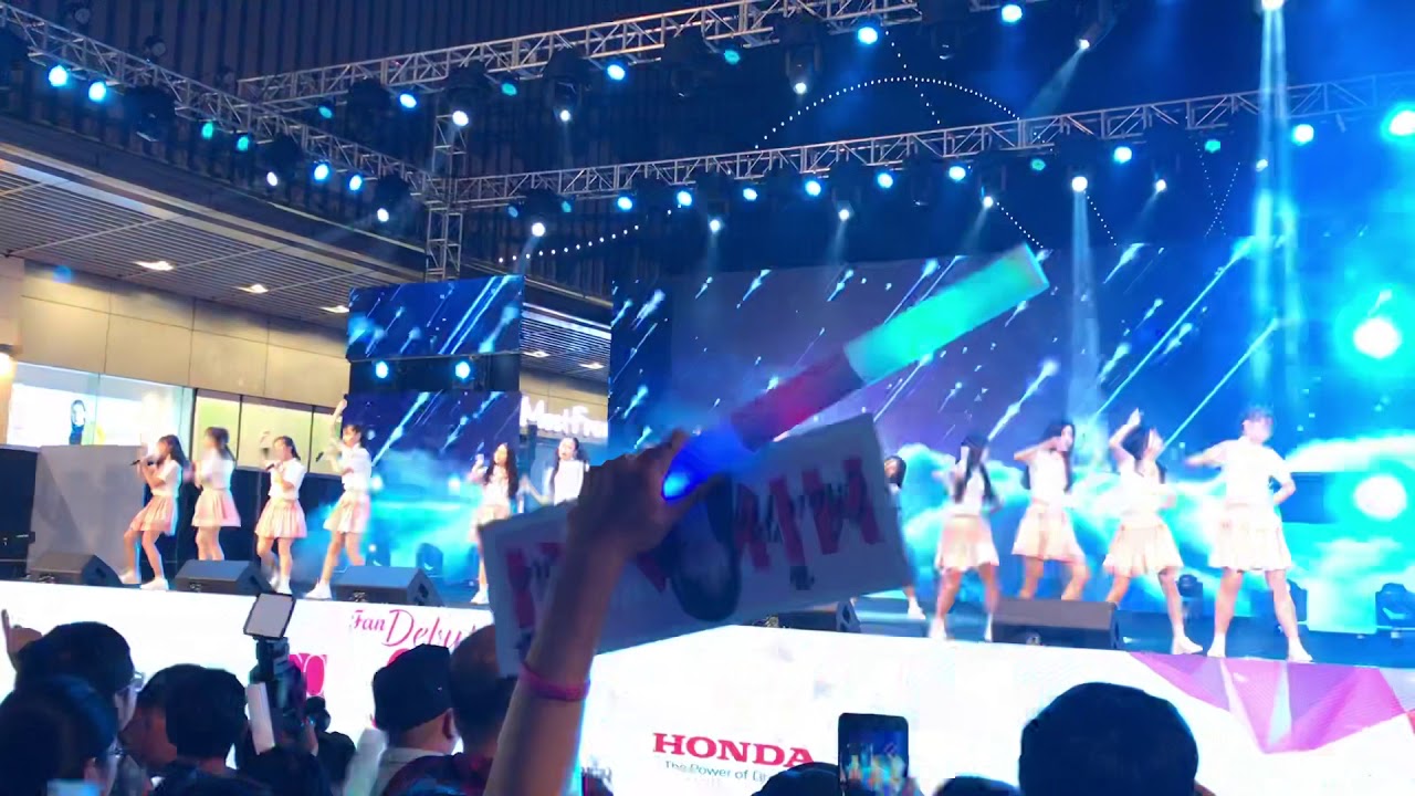 Shoujotachi Yo - SGO48 debut 6 - YouTube