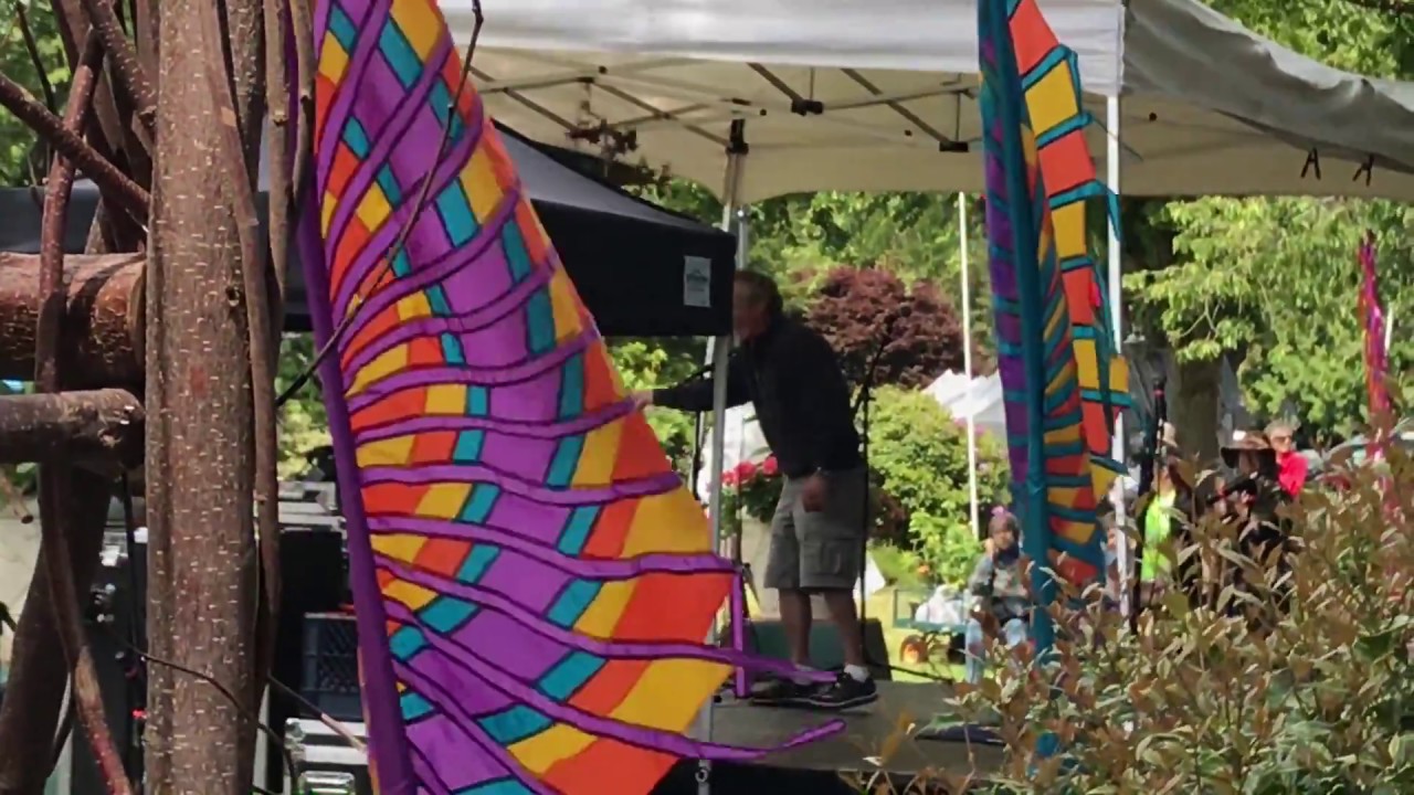 Ciscoe Morris Warns Against Feeding Ducks Slugs at Sorticulture 2017 ...