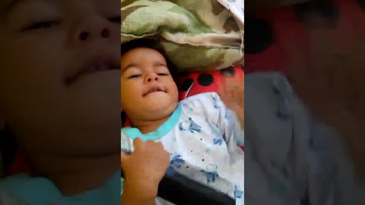 Tirando meleca do nariz - YouTube