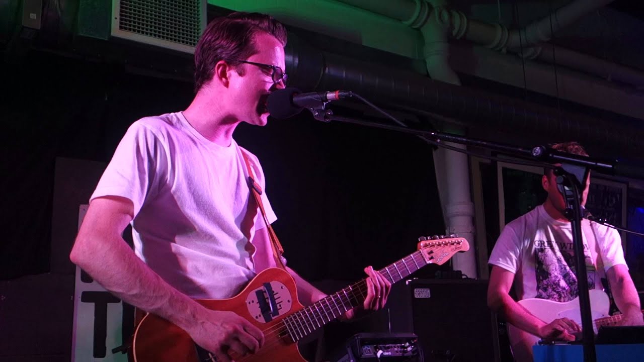 TOM VEK - PUSHING YOUR LUCK LIVE @ ROUGH TRADE EAST - YouTube