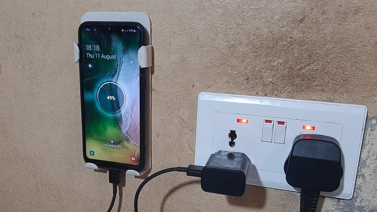 DIY MOBILE WALL HOLDER - YouTube