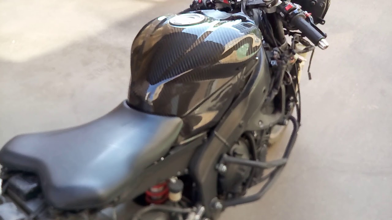 Yamaha R6 Carbon Fuel Tank - YouTube