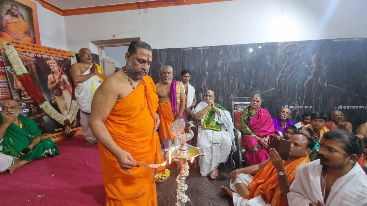 Sri Vijayadasara Aaradhana - Gangavati - 01.11.2022 - YouTube