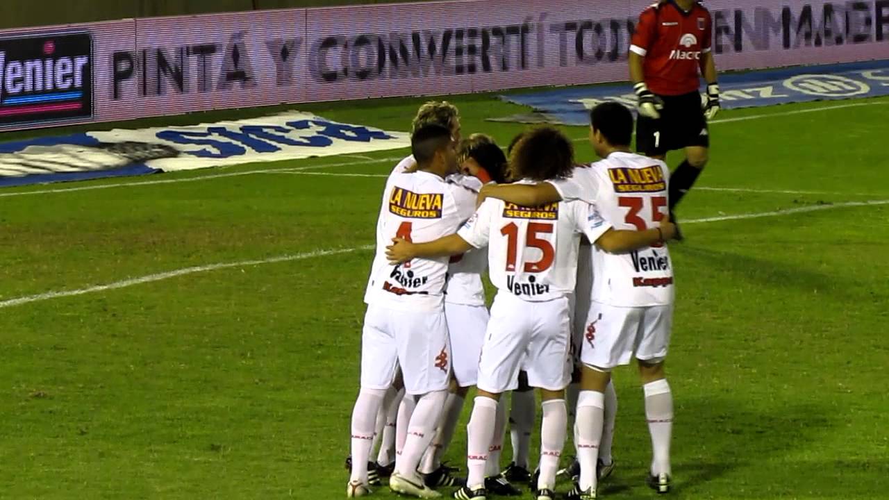 Gol de Gaston Machin - Huracan vs Tigre - www.laquemaweb.com.ar - YouTube