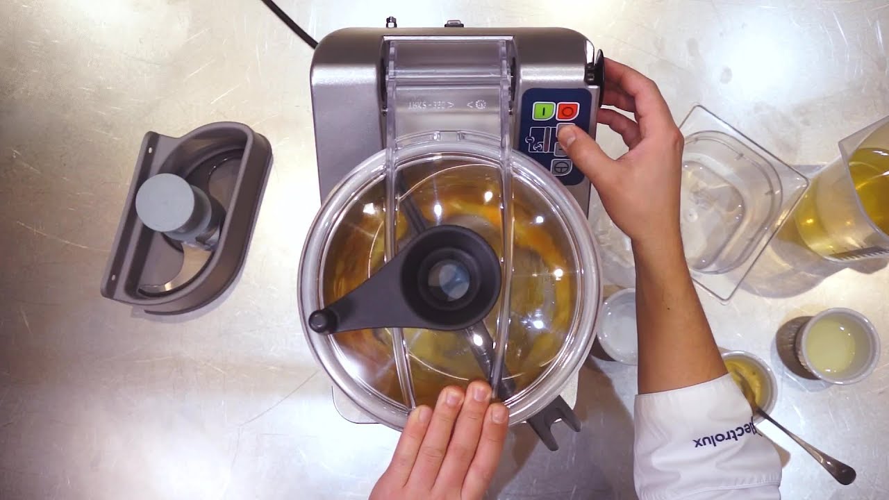Kutter, 5,5 literes üsttel (Electrolux K55) - YouTube