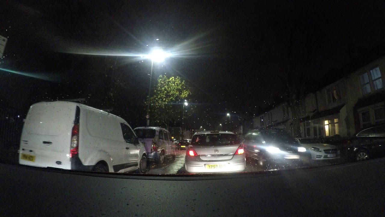 London Night Drive | Blackshaw Road - Tooting - Wandsworth - UK - YouTube