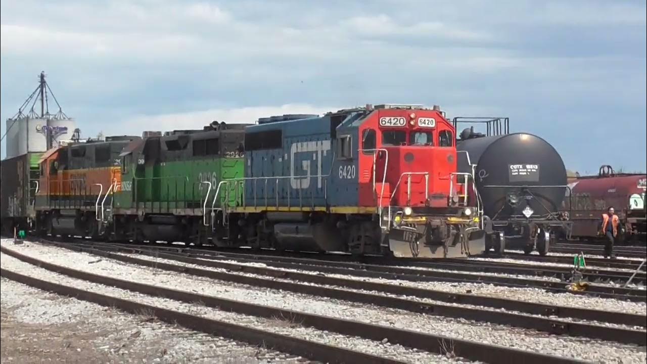 GTW 6420 and dual BNSF returns on CN 568! May 10, 2024 - YouTube