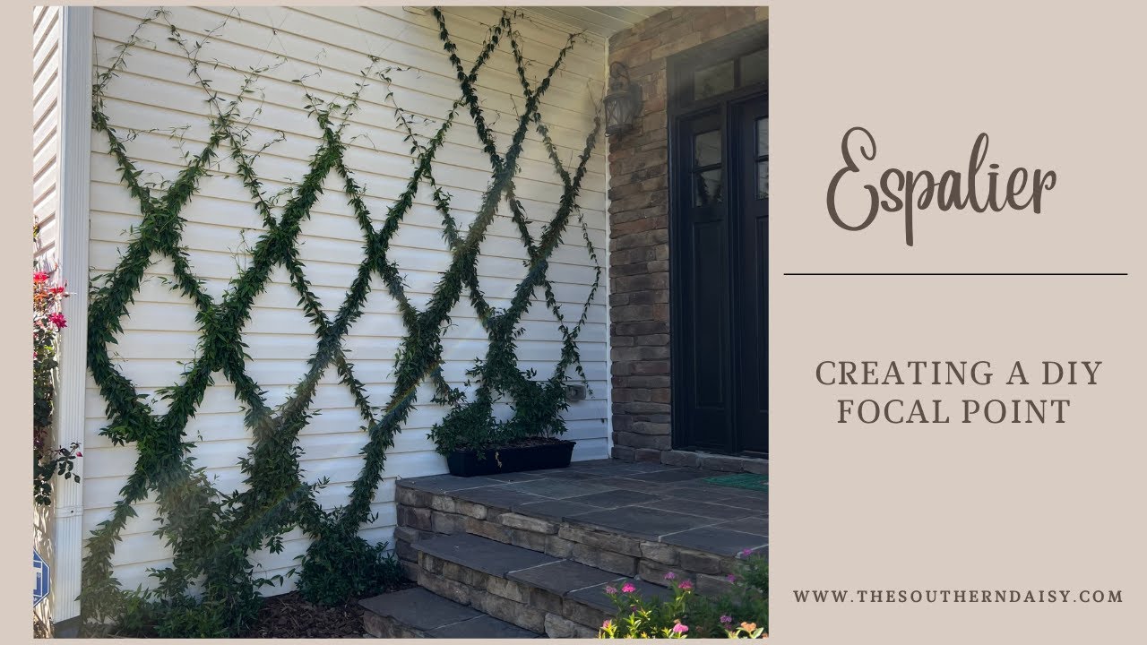 🏡 Landscape Design: Creating An Espalier Belgium Fence On Vinyl Siding ...
