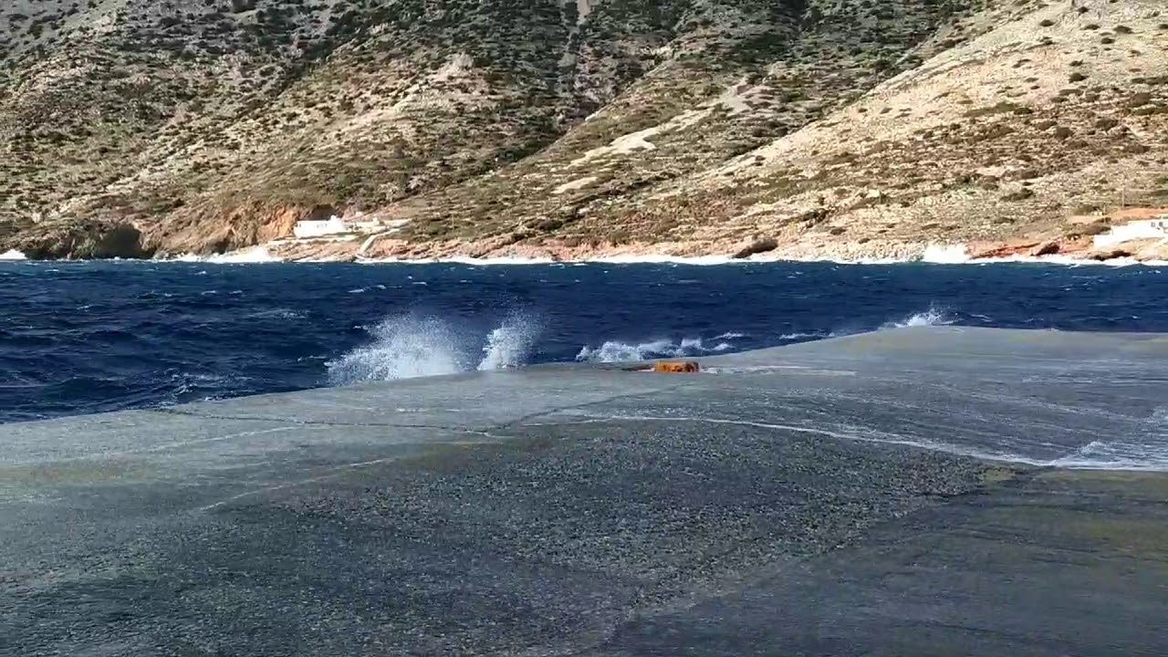 ΣΦΟΔΡΗ ΑΝΕΜΟΘΥΕΛΛΑ ΚΑΙ ΦΟΥΡΤΟΥΝΑ ΣΤΗΝ ΣΙΦΝΟ - YouTube