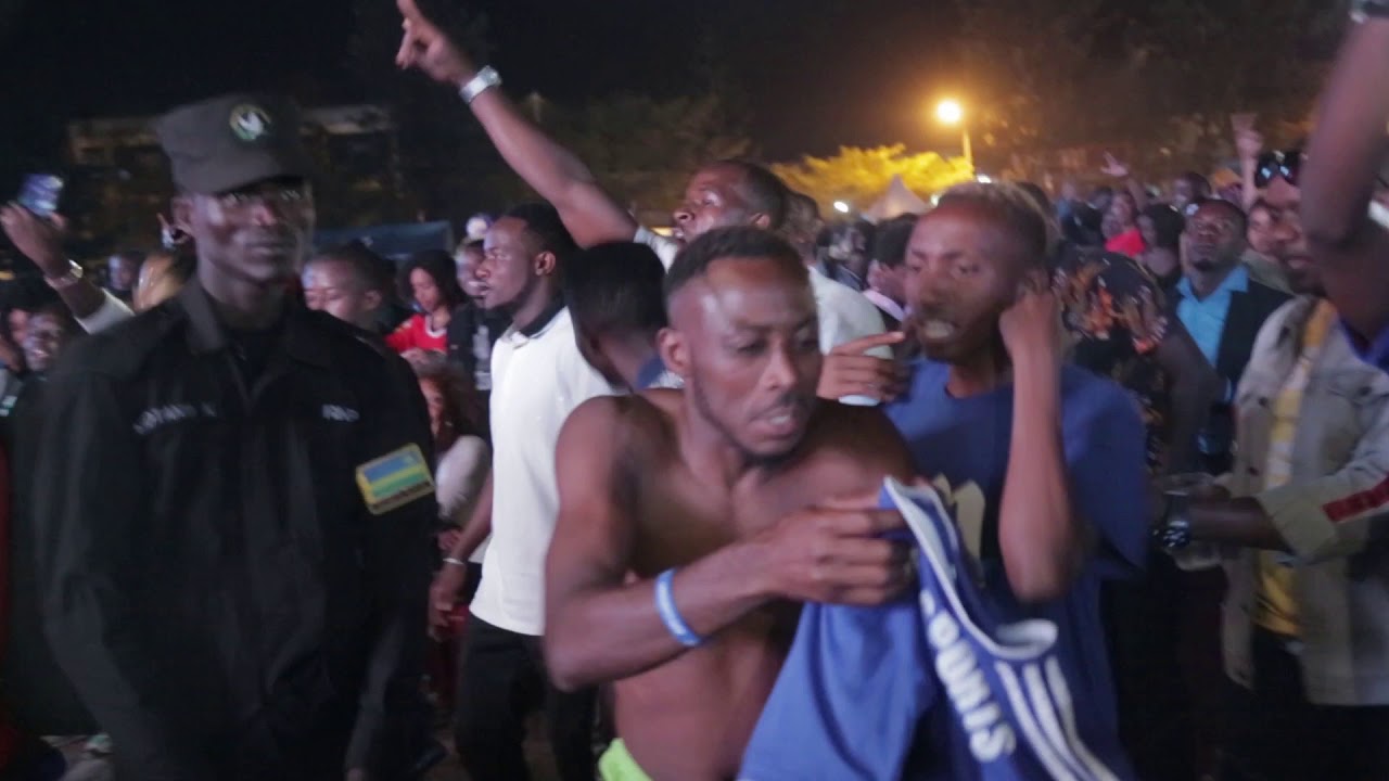 Bushali live full perfomance|| Iwacu Music festival || Kinyatrap - YouTube