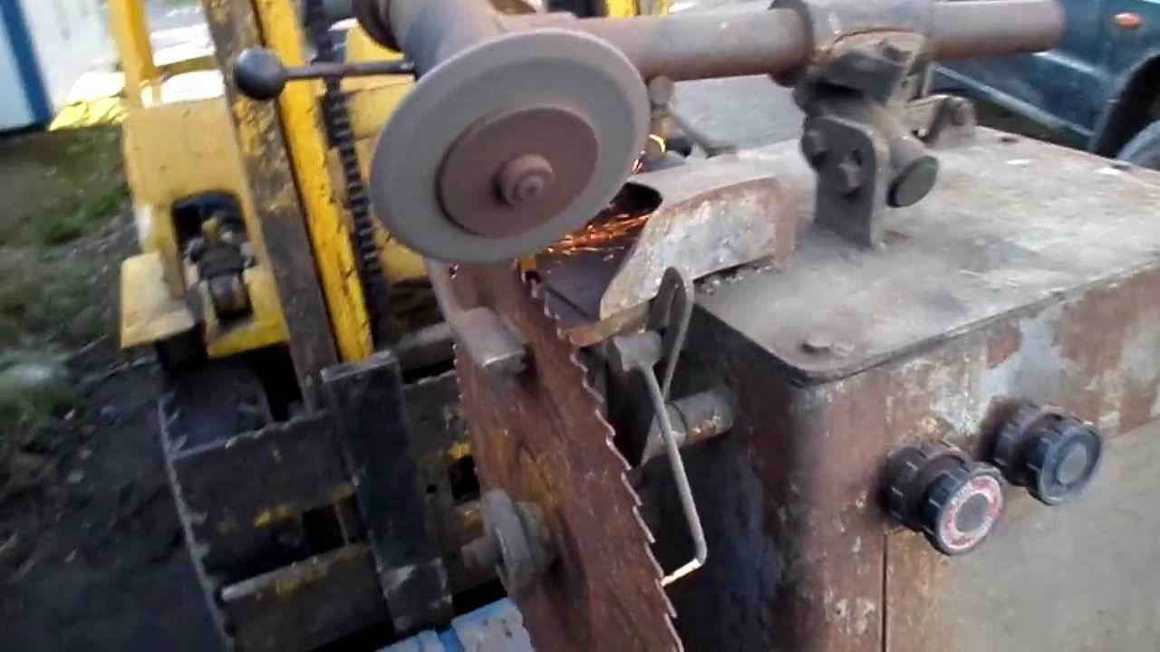 carter circuler saw blade gulleting / sharpening machine - YouTube
