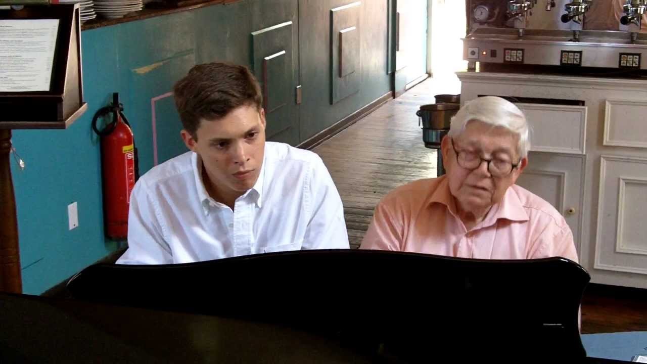 LIVE: Willem Statius Muller en kleinzoon Alexander Kraft van Ermel in ...