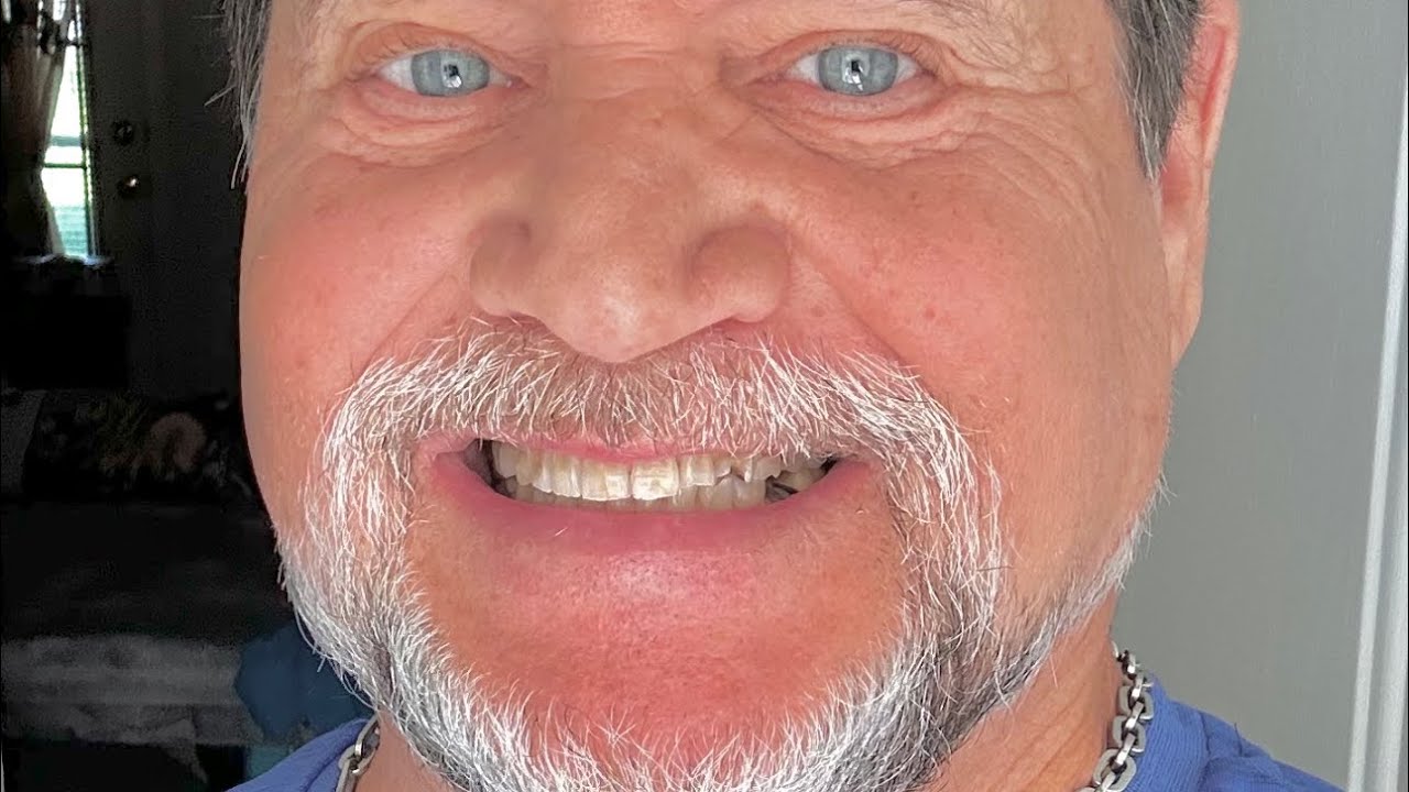 Randall Morris 500 lbs Bench Press with a pause at the bottom and top ...