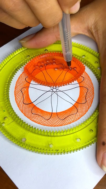スピログラフ初心者ガイド Easy Spirograph Tutorial for Beginners! #shorts - YouTube