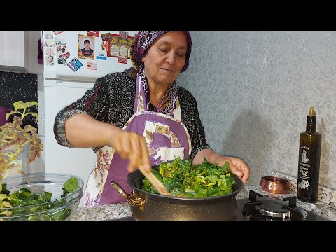 anne yemeklerinde çok kolay olan  ıspanak yemeği tarifi
