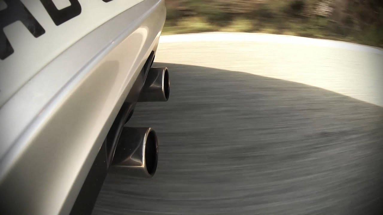 Golf 5 R32 DSG Sound HD - YouTube