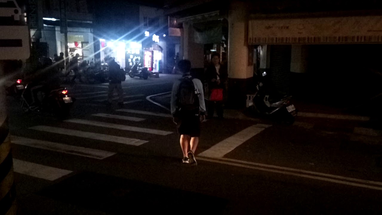 How to walk through the street - YouTube