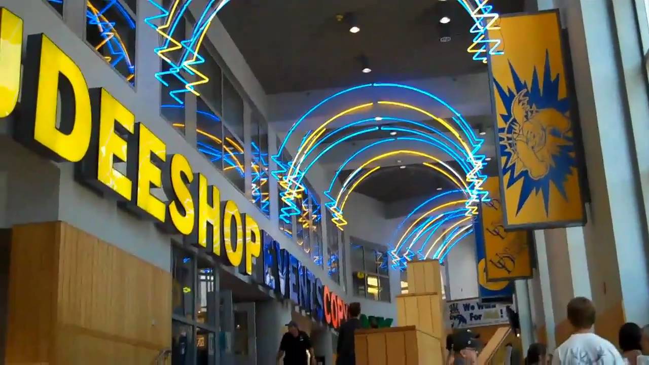 University of Delaware Trabant Center - YouTube