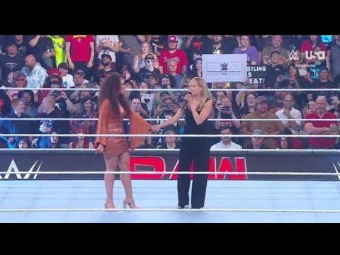 WWE RAW 5/13/2024 - Lillian Garcia Gives Samantha Irvine Her Flowers 💐 ...