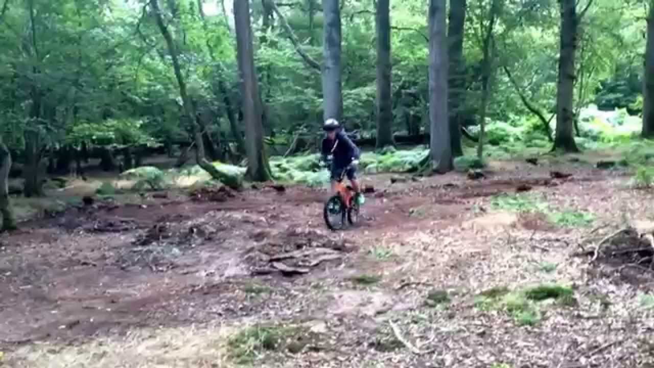 Bmx day mud track - YouTube
