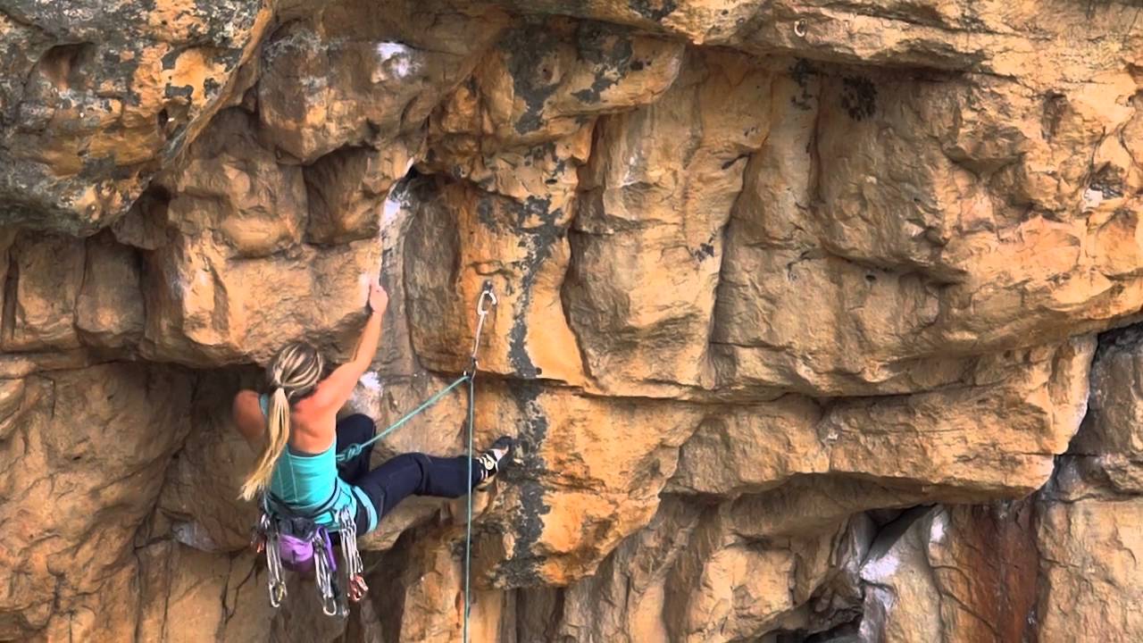 Hazel Findlay Does Australia - YouTube