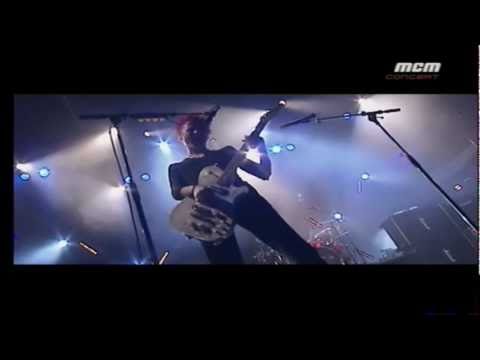 Muse - Hyper Music live @ Route du Rock 2001 - YouTube