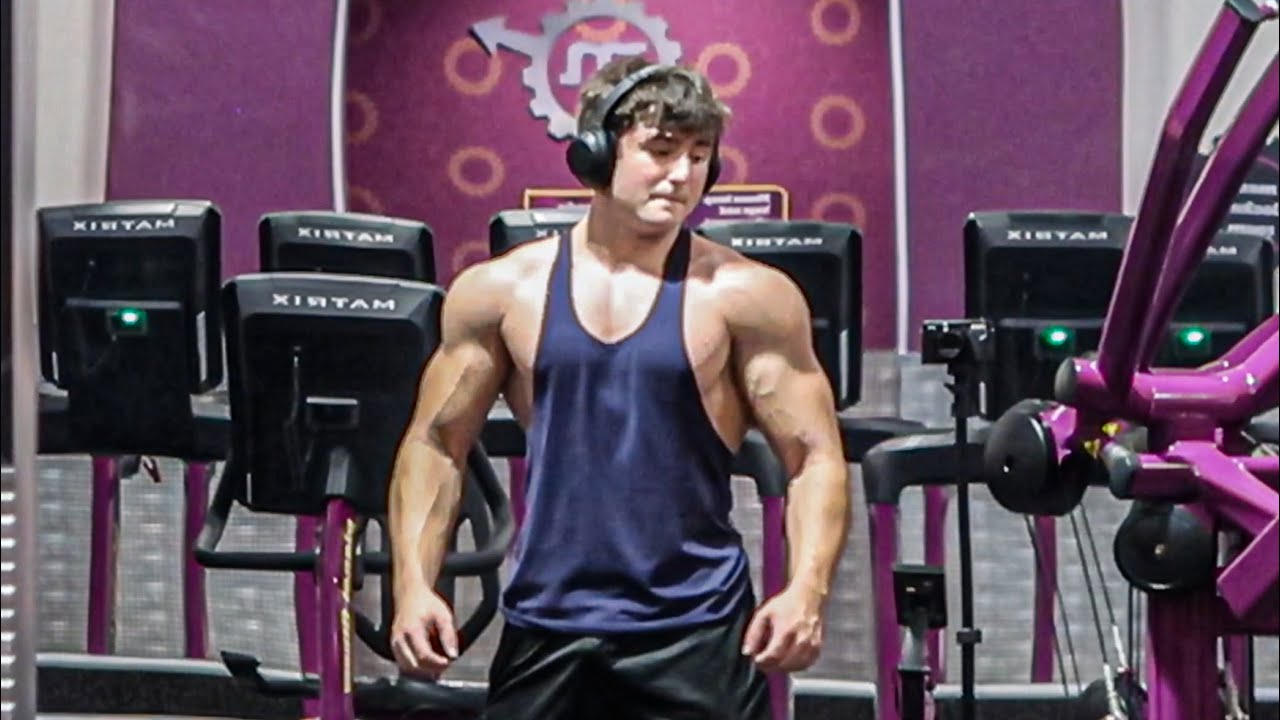 Road to 235 Lean EP.4 - Push Day at Planet Fitness - YouTube