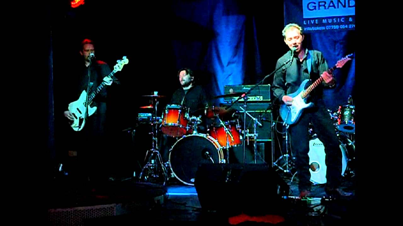 The LOZ NETTO Band @ Grand Central Worthing - YouTube