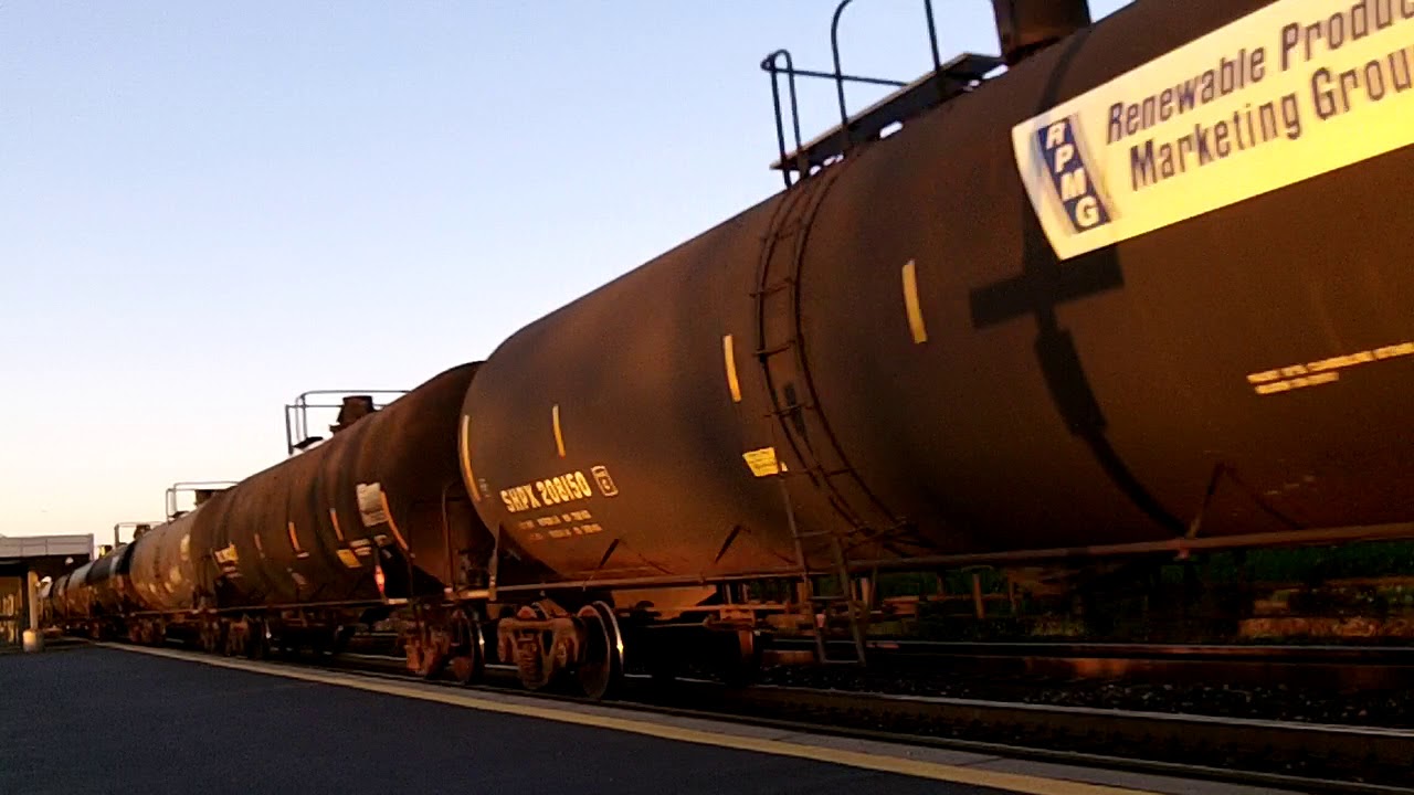 Sunset Shot/CP 651 w/ CP Engines 9807 & 9759 lead this long WB Empty Ethanol train thru Lisgar ...