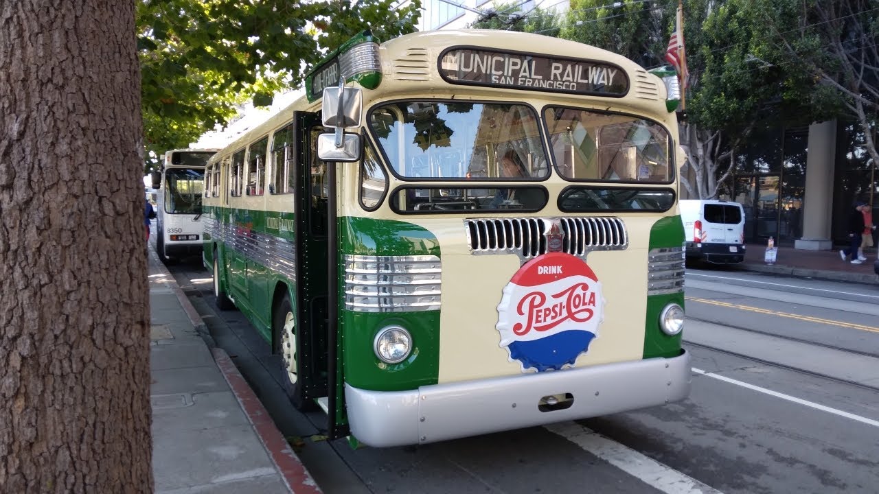 SF Muni 1947 Fageol-Twin Coach 44-D #0163 - Muni Heritage Weekend 2025 ...