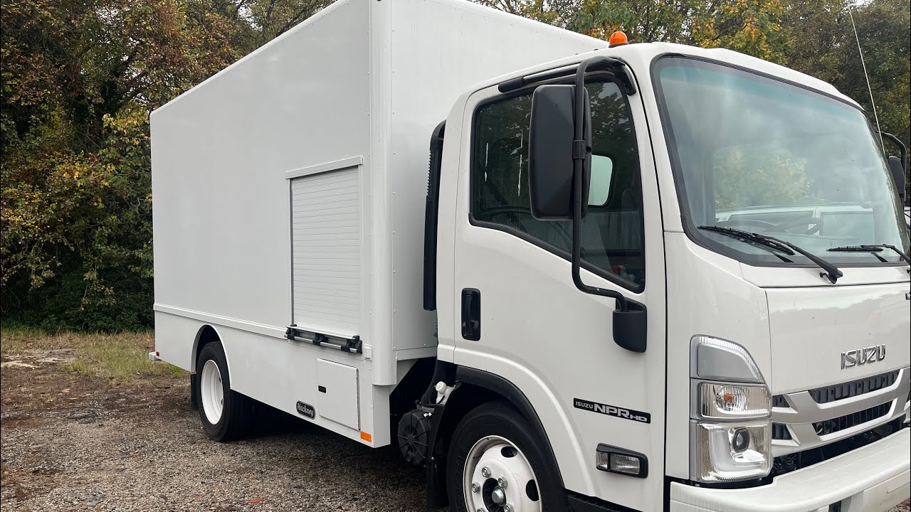 2024 Isuzu NPR-HD Plumbing/Jetter Truck Walk Around - YouTube