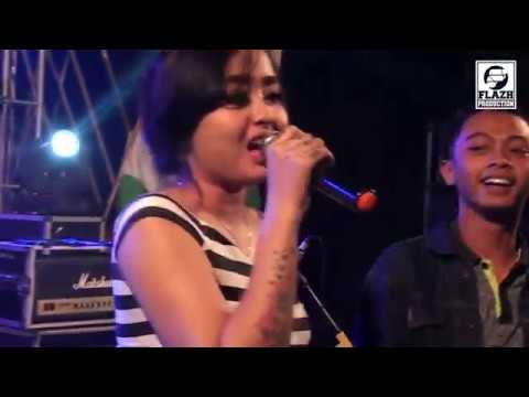 NIKEN AMORA_DITINGGAL RABI LIVE GLAGAH MALANG