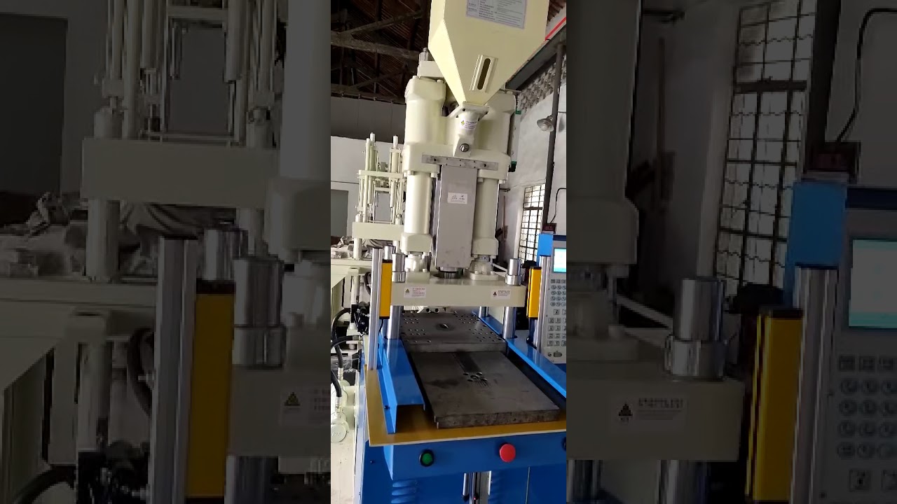 Single slider vertical injection molding machine working well before ...