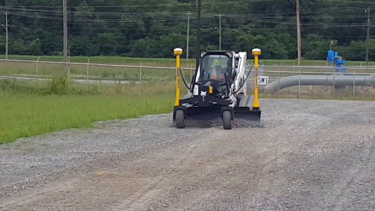 Bobcat HD Grader w/Trimble GCS900 - YouTube