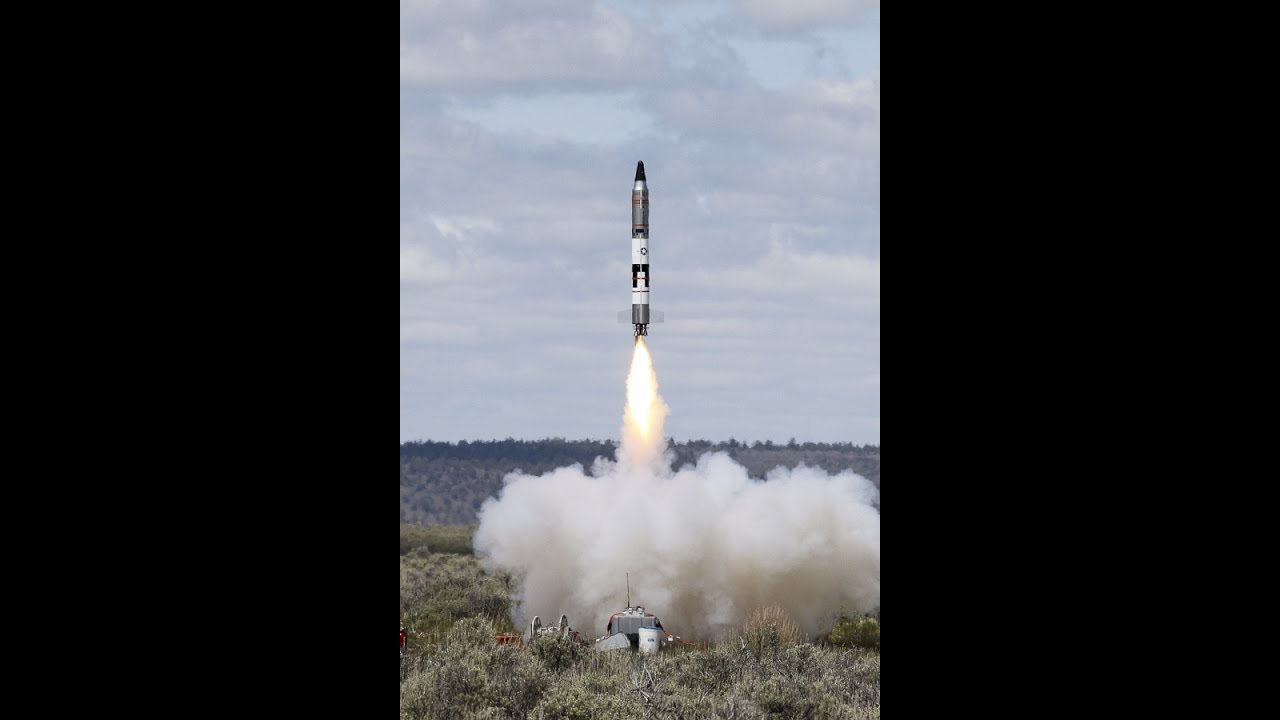Large Scale Titan II ICBM flying on 38mm J-570 rocket motor - YouTube