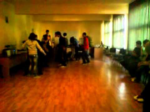 tecktonik 2009 - dance step - YouTube