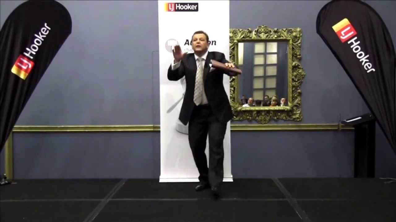 LJ Hooker International Auction Winner 2012 - Scott Gemmell - YouTube