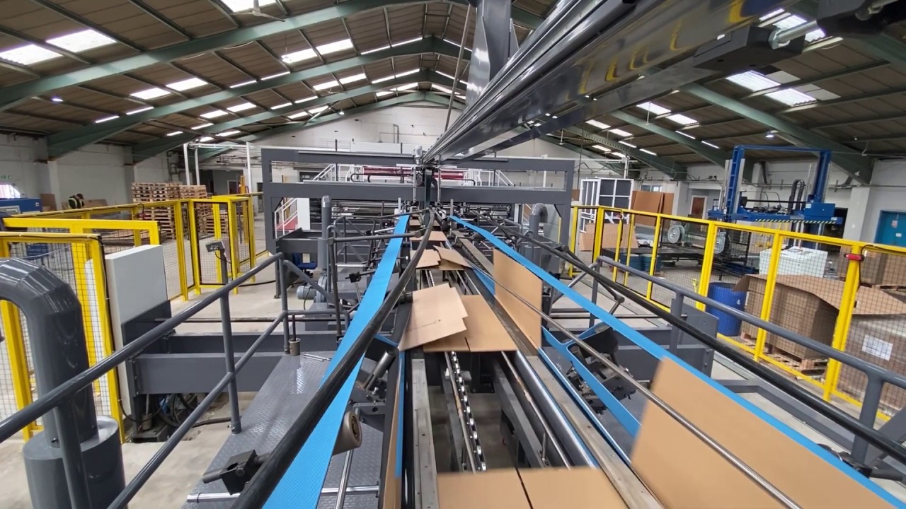 S Lester Packing: Our new TCY Jumbo Casemaker in action - YouTube