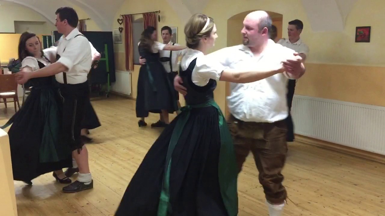Austrian folkdance - YouTube