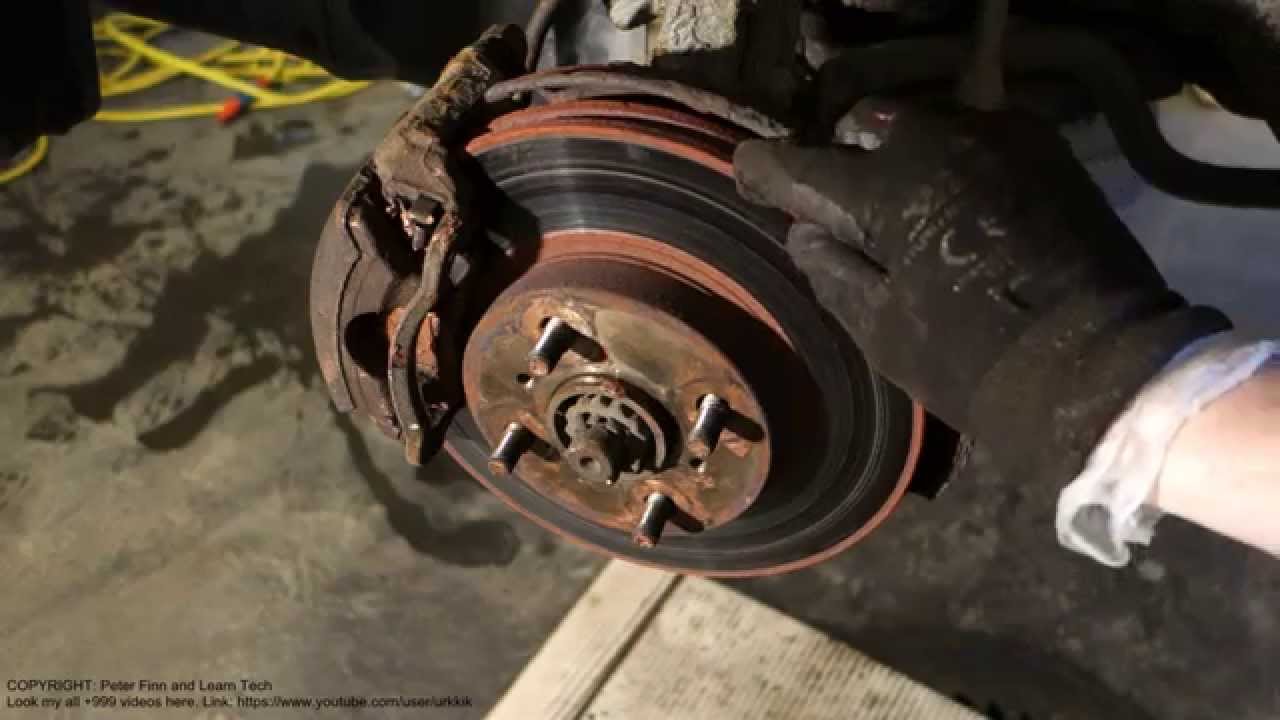 Why brake disc is Red. What is issue? - YouTube