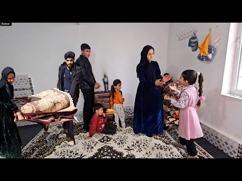 From nomadism to dream home! A young couple's amazing journey with fascinating challenges