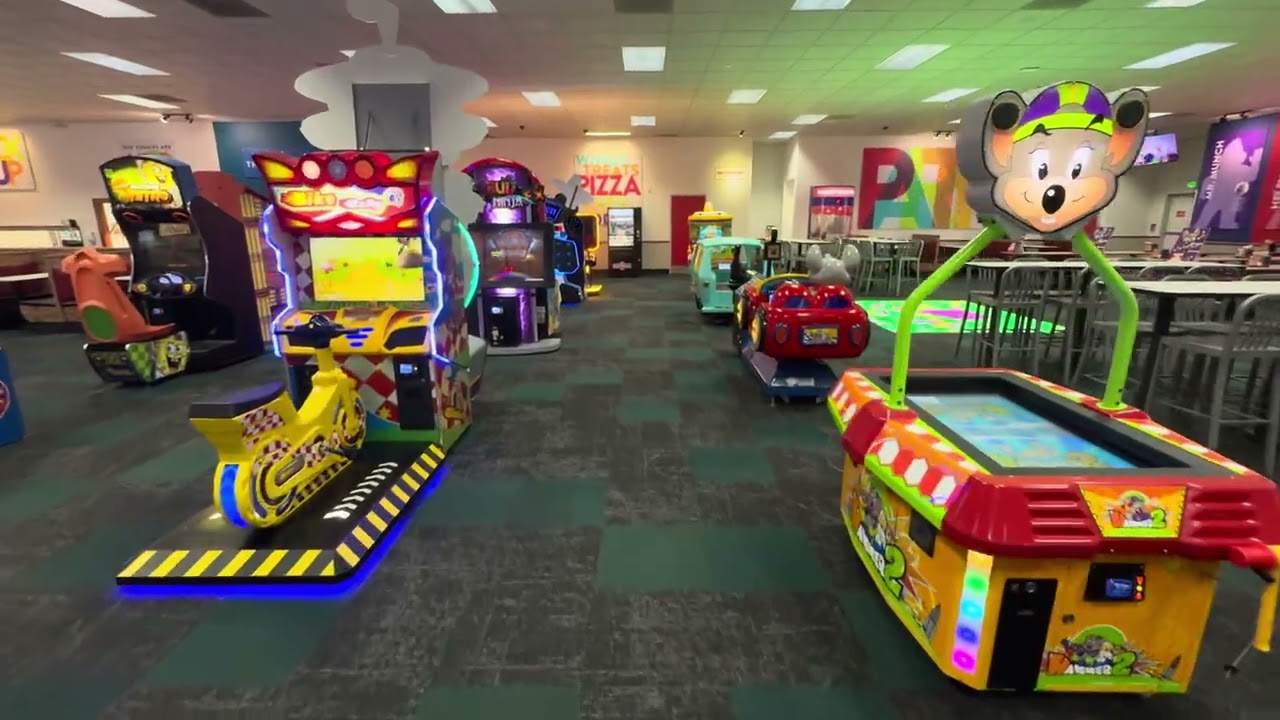 Chuck E Cheese Arcade